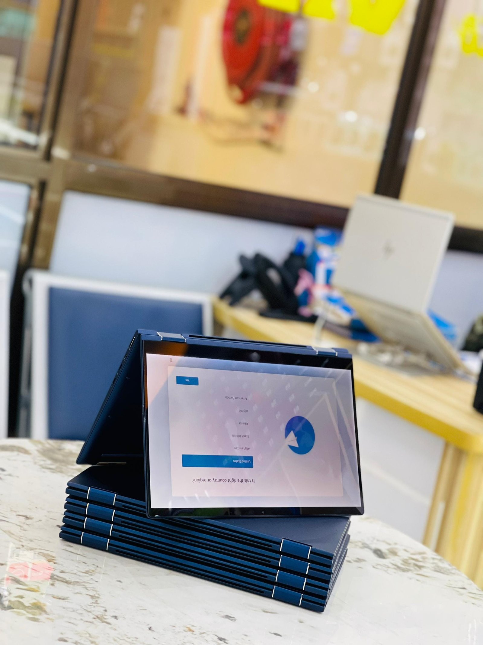 Hp Elitebook Dragone fly – nnonya.com